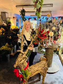 Monique Quinn Flowers - Open Caerleon Business Directory